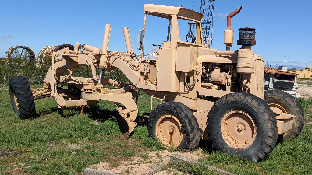 Huber Warco Model 4D Dirt Grader for Sale